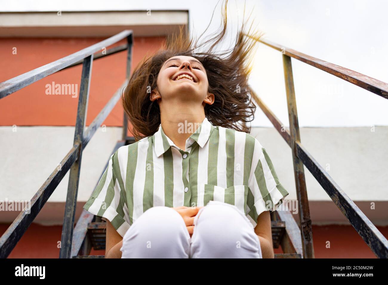 Moving hair hi-res stock photography and images - Alamy