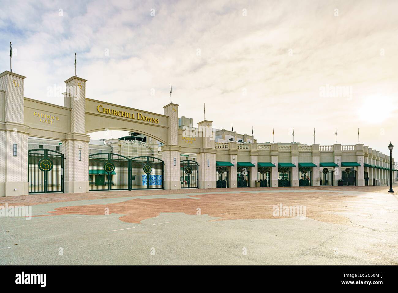 Kentucky louisville churchill downs horse racing hi-res stock ...