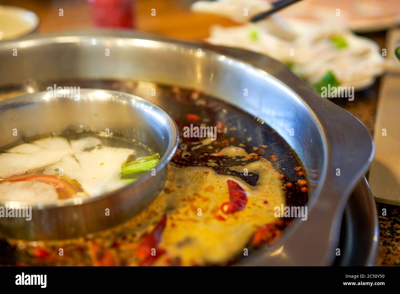 Mandarin duck pot bottom hi-res stock photography and images - Alamy