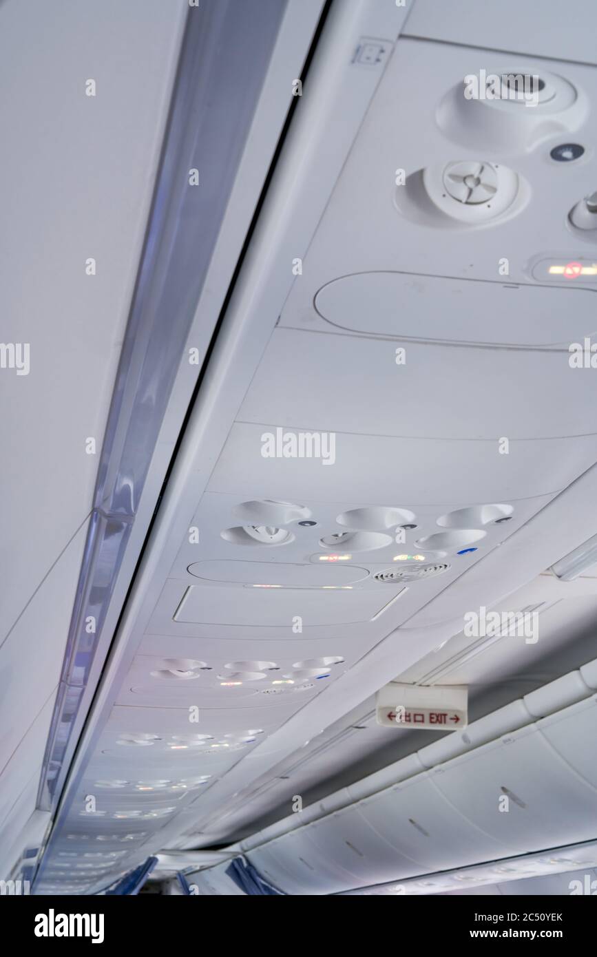 Overhead console airplane interior hi-res stock photography and images ...