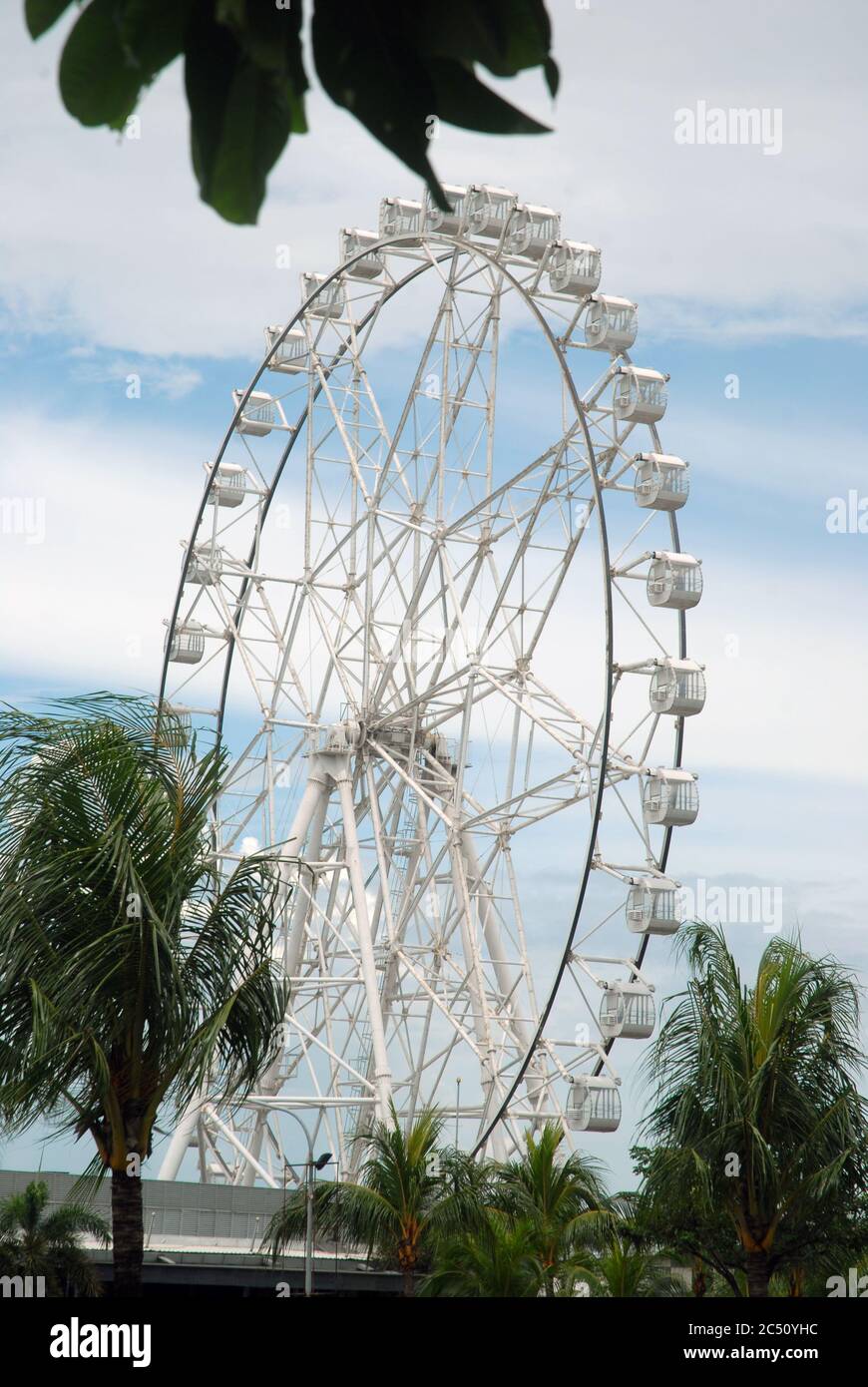 Big Wheel, Mall of Asia, Manila, Philippines Stock Photo - Alamy