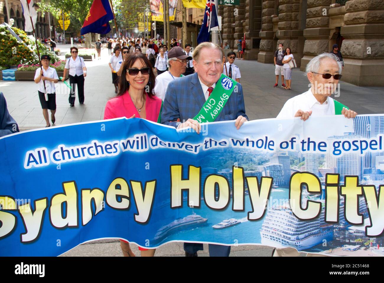 Rev, Fred Nile joins his wife Silvana again at Martin Place at the ...