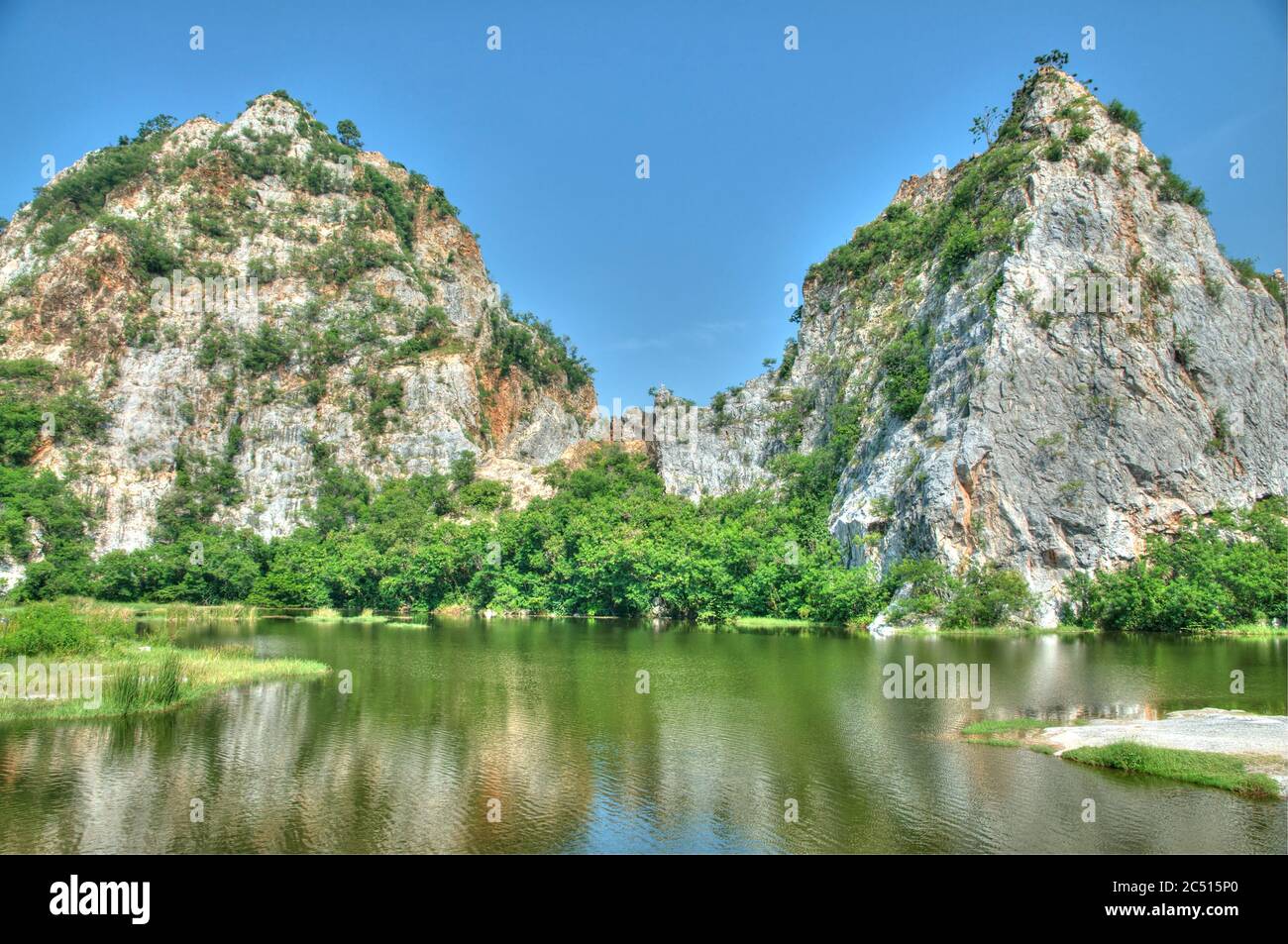 Snake hill hi-res stock photography and images - Alamy