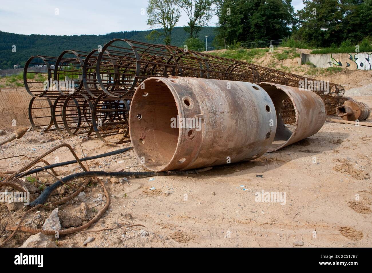 Full displacement piles hi-res stock photography and images - Alamy