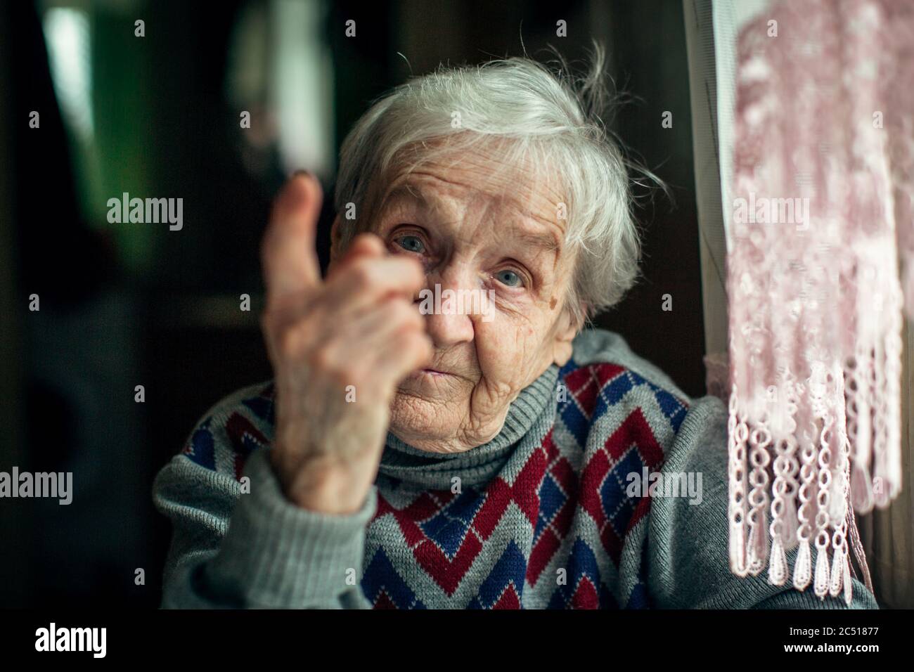 Indignantly hi-res stock photography and images - Alamy