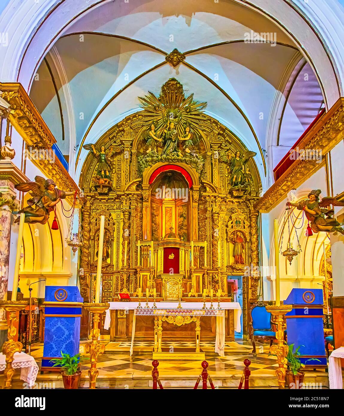 CADIZ, SPAIN - SEPTEMBER 22, 2019: The main altar of San Juan de Dios ...
