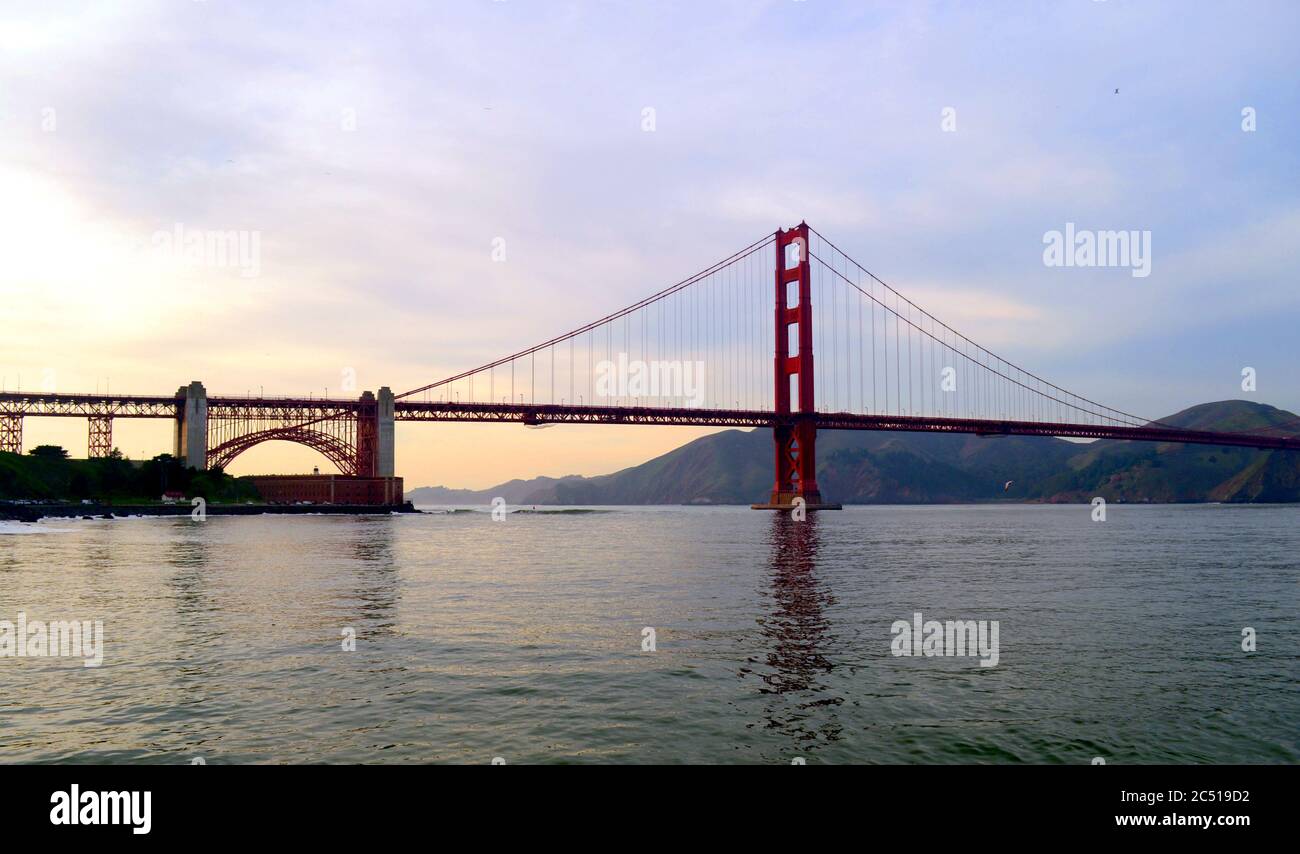 San Francisco 2013, The smooth curve of the Golden gate Bridge in the ...
