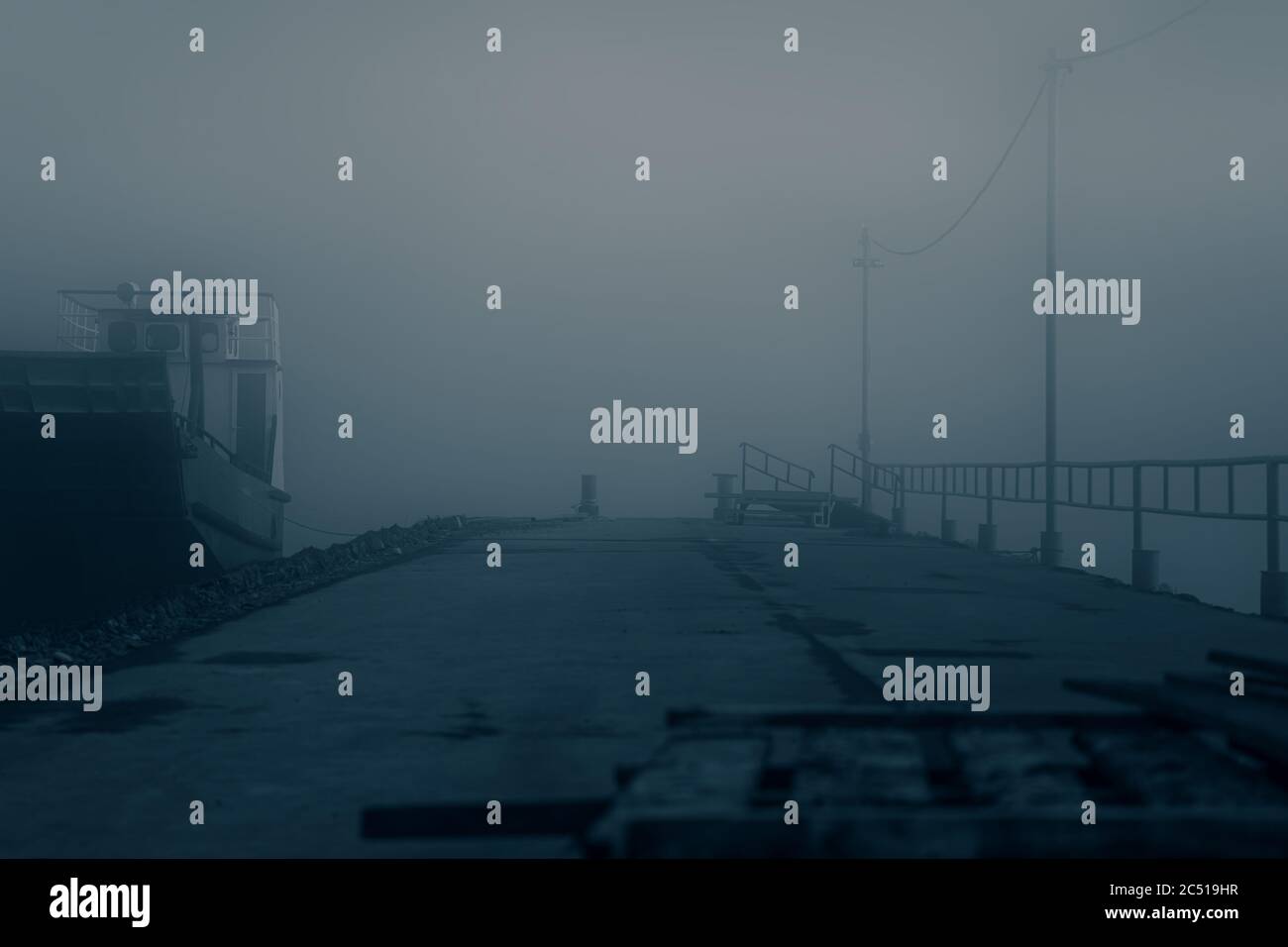 Mystical fog atmosphere hi-res stock photography and images - Alamy