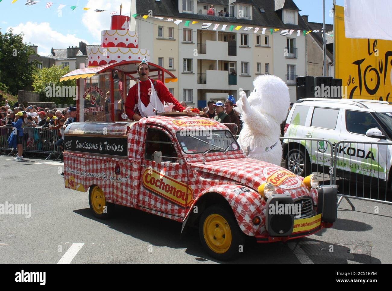 Caravane publicitaire tour de france hi-res stock photography and ...