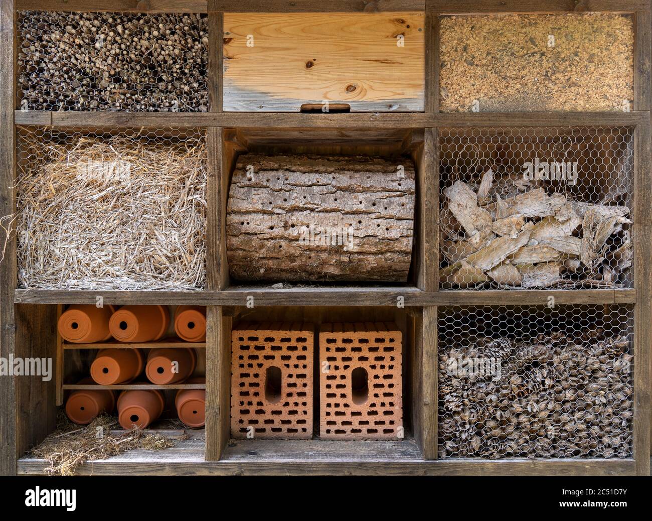 Insect hotel hi-res stock photography and images - Alamy