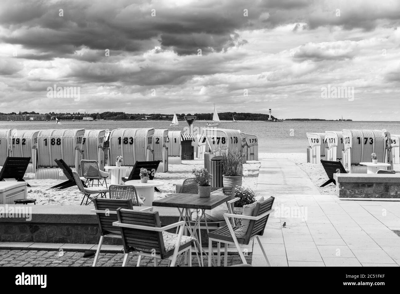Baden in der ostsee Black and White Stock Photos & Images - Alamy