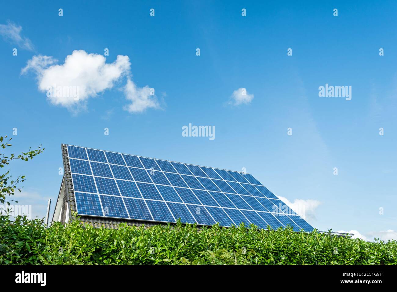 Solar panel estate hi-res stock photography and images - Alamy
