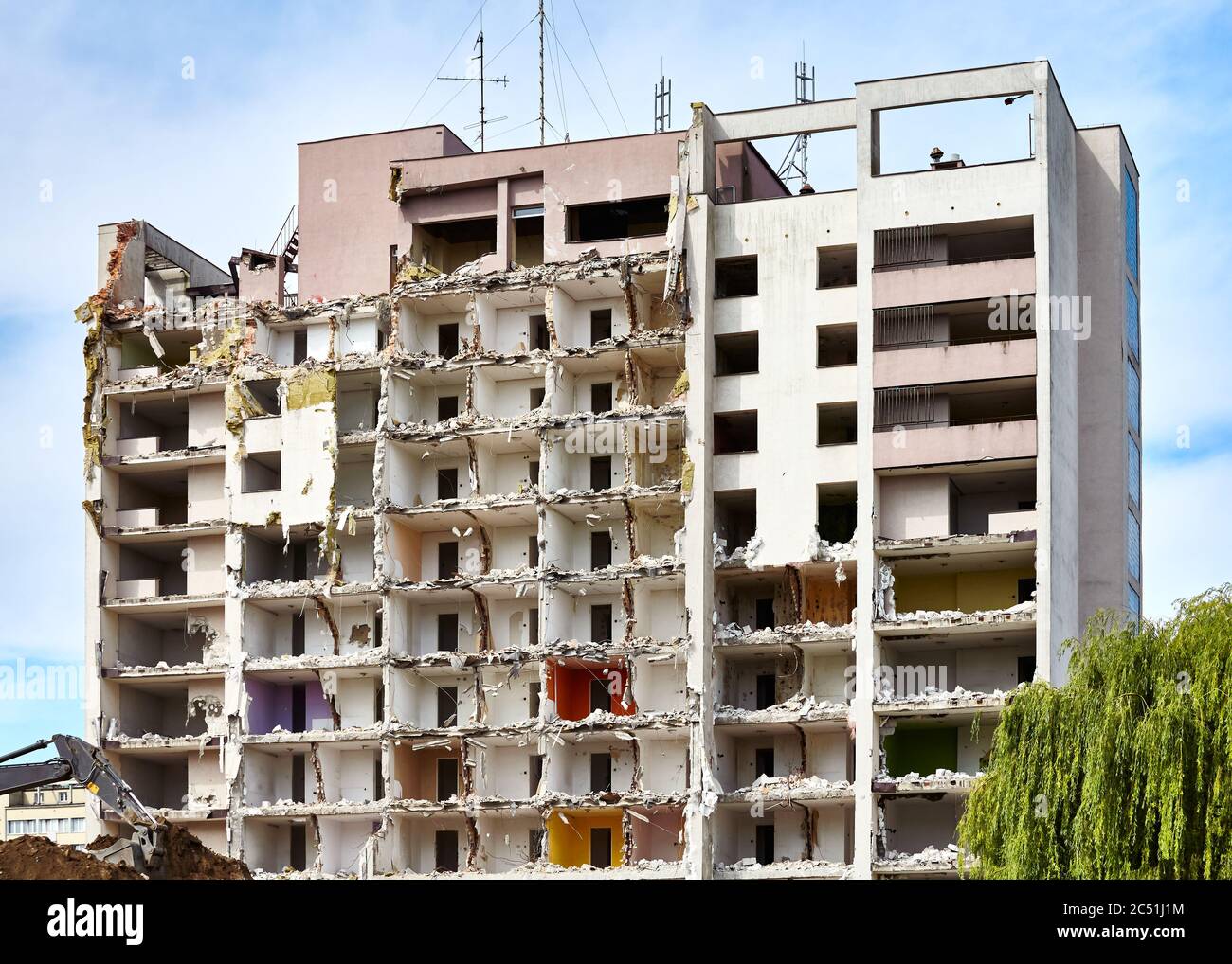 Picture of demolished high rise building Stock Photo - Alamy