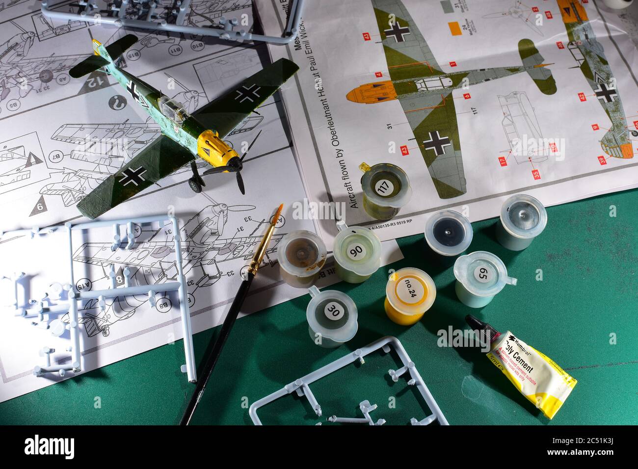 Airfix 1 72 scale model aircraft hi-res stock photography and images ...