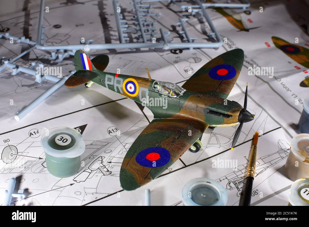 Supermarine Spitfire Mk.1a Airfix aircraft model 1:72 scale Stock Photo - Alamy