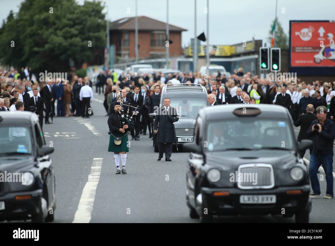 Bobby storey funeral gerry adams hi-res stock photography and images ...