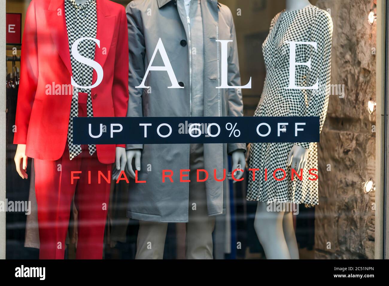 Shopping centre sale signs hi-res stock photography and images - Alamy