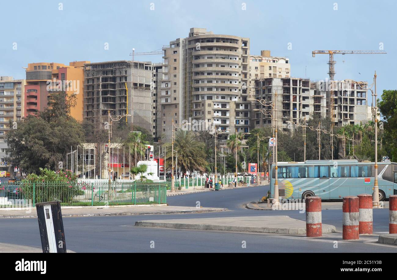 West africa housing construction hi-res stock photography and images ...