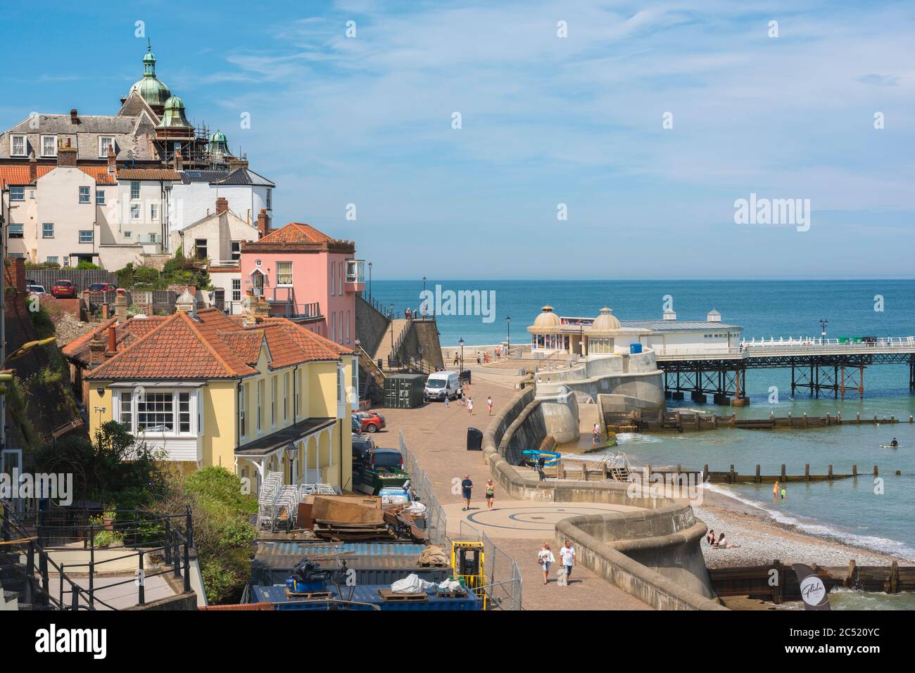 Traditional UK seaside town, view in summer of the esplanade and ...