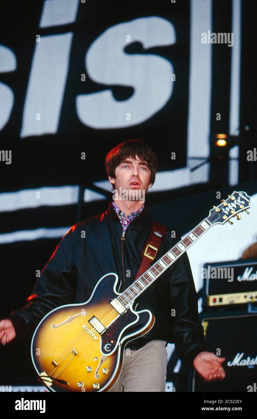 Oasis gallagher nme hi-res stock photography and images - Alamy