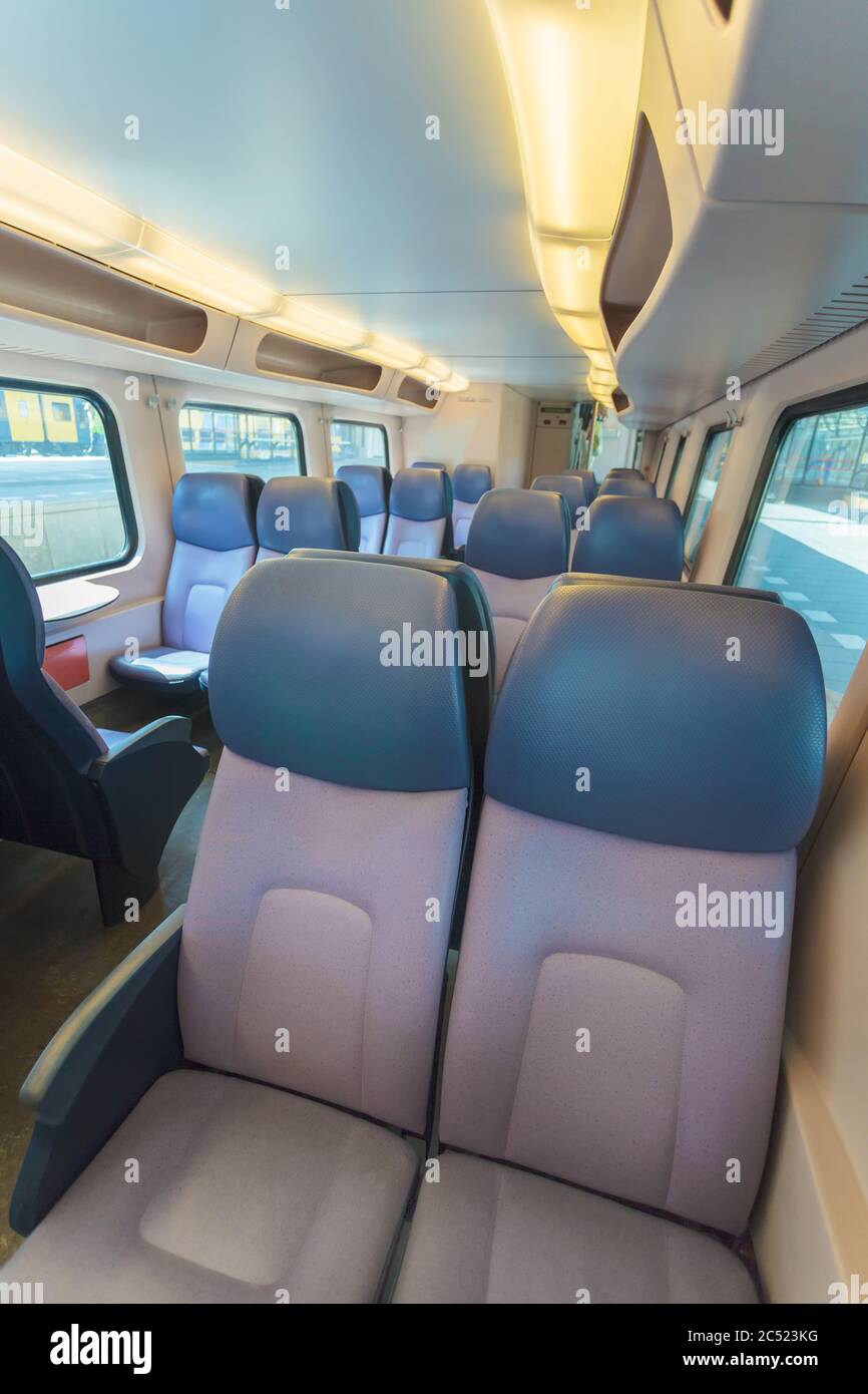 Dutch train hi-res stock photography and images - Alamy