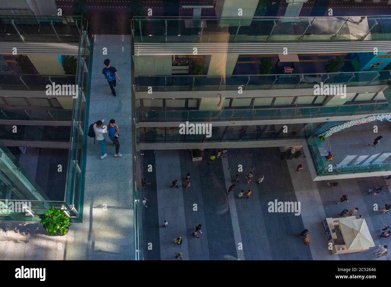 GUANGZHOU, CHINA, 18 NOVEMBER 2019: Amazing modern interior of the ...