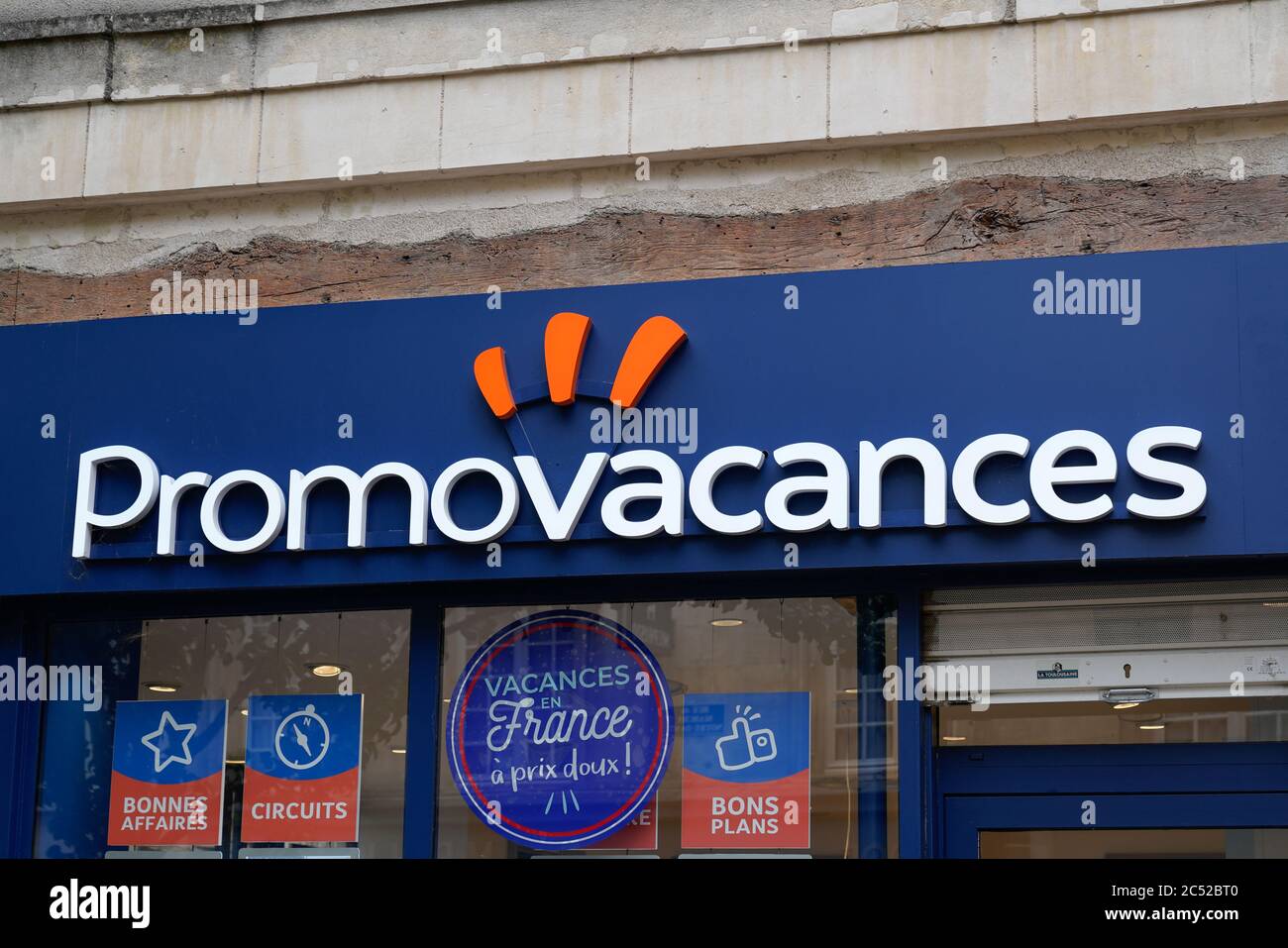 Promovacances logo hi-res stock photography and images - Alamy