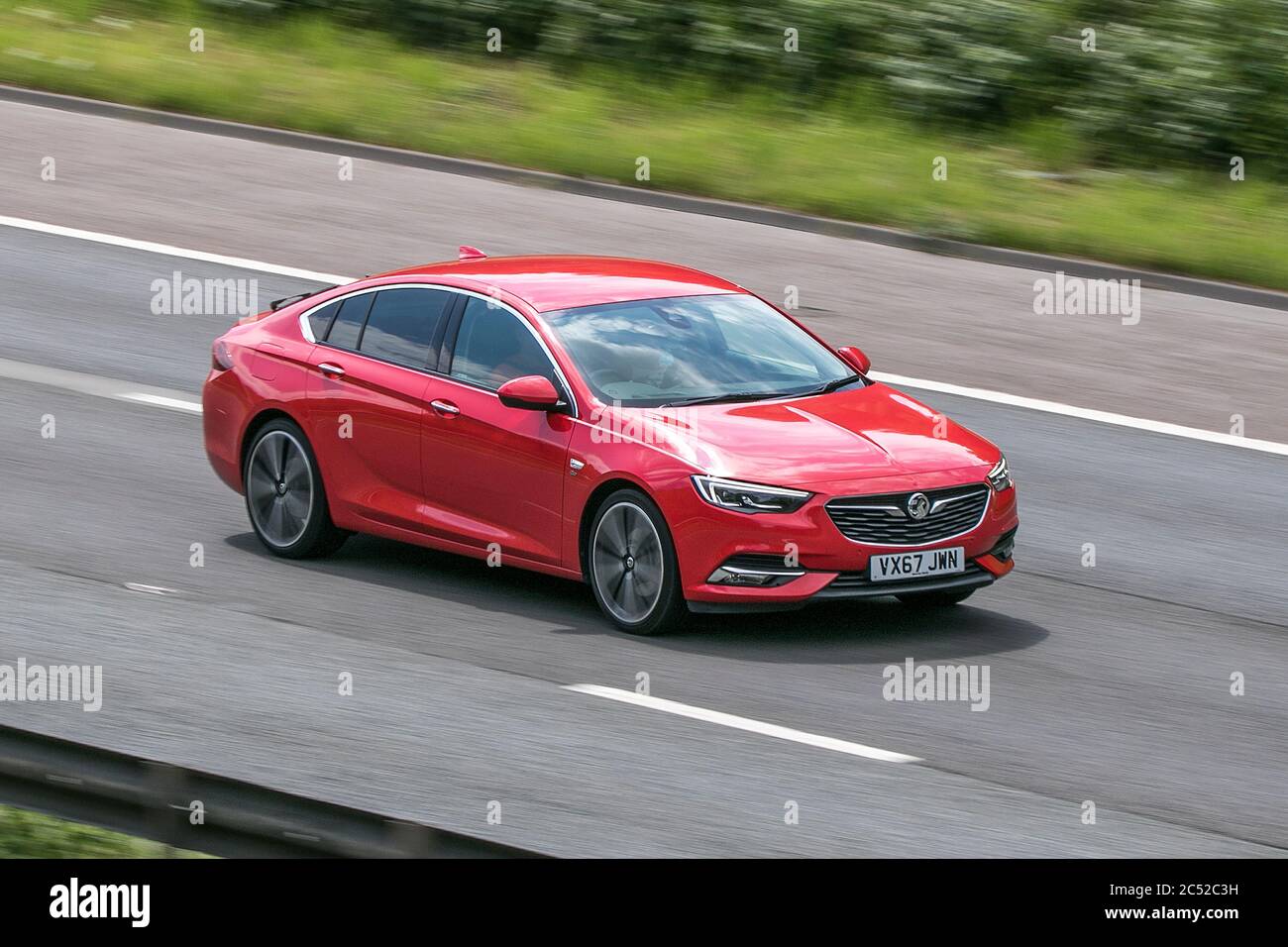 Vauxhall insignia hi-res stock photography and images - Alamy