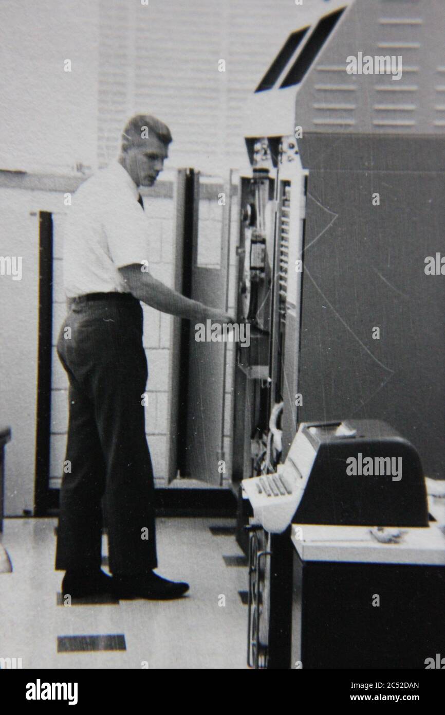 1970s computer office hi-res stock photography and images - Alamy