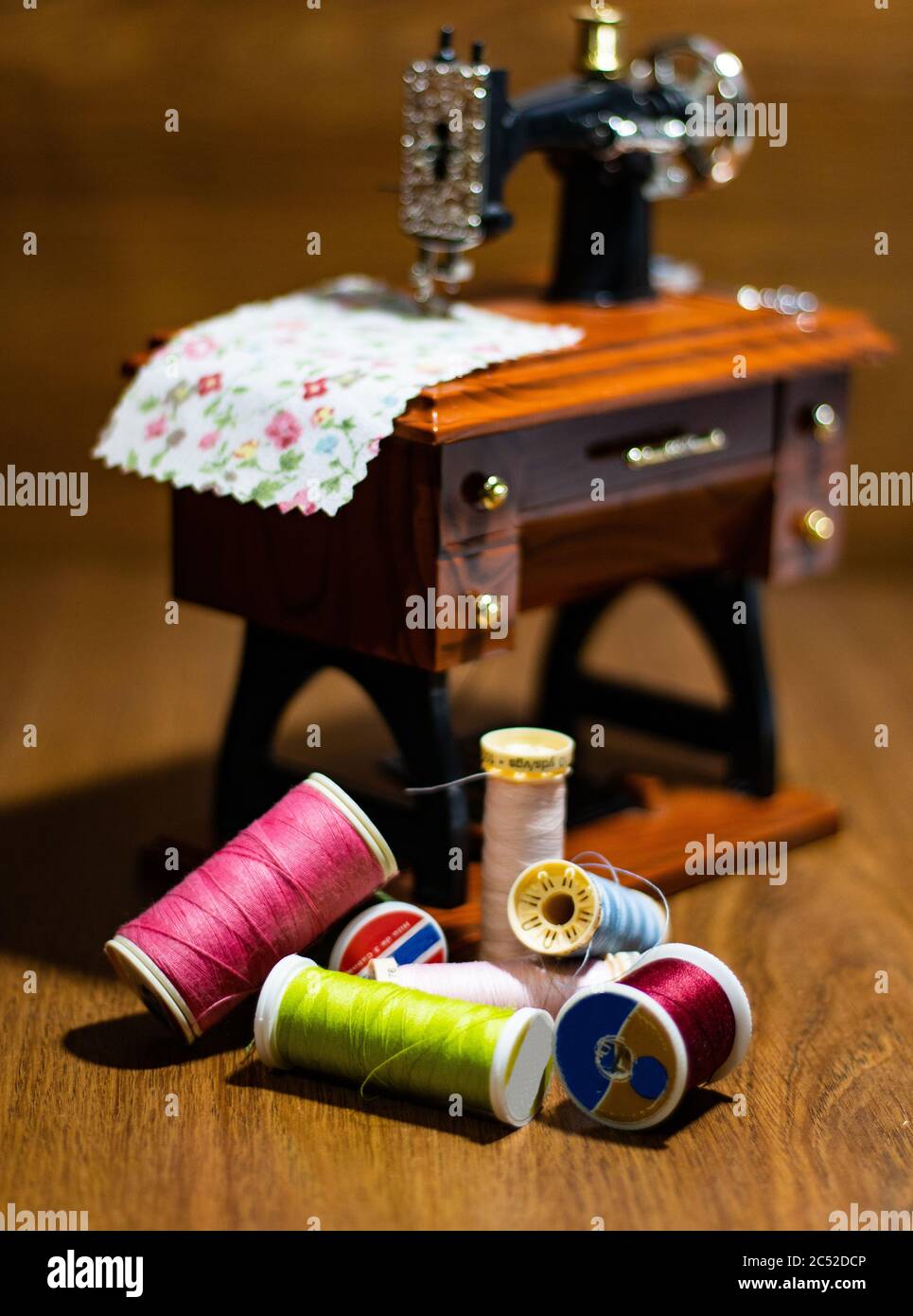 Sewing machine toy hi-res stock photography and images - Alamy