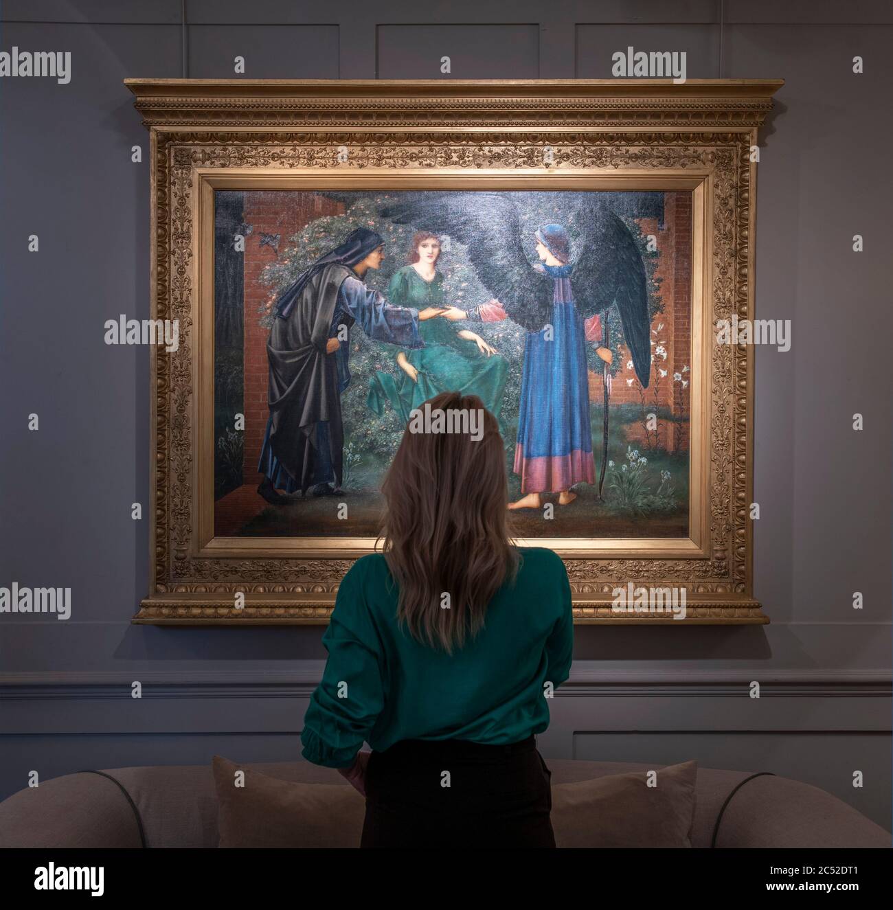 Curated art collection gallery hi-res stock photography and images - Alamy