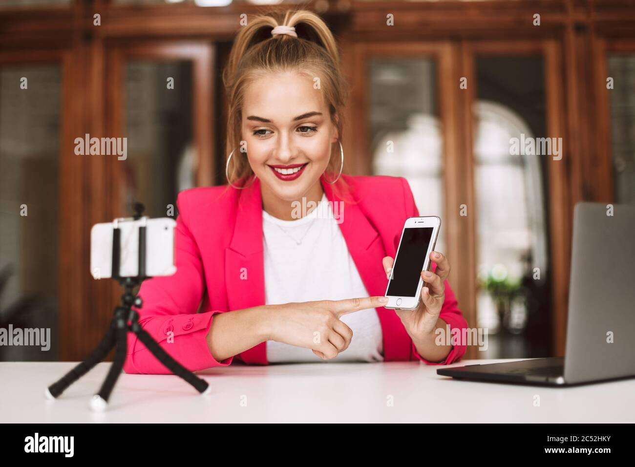 Video diary selfie portrait pretty hi-res stock photography and images ...