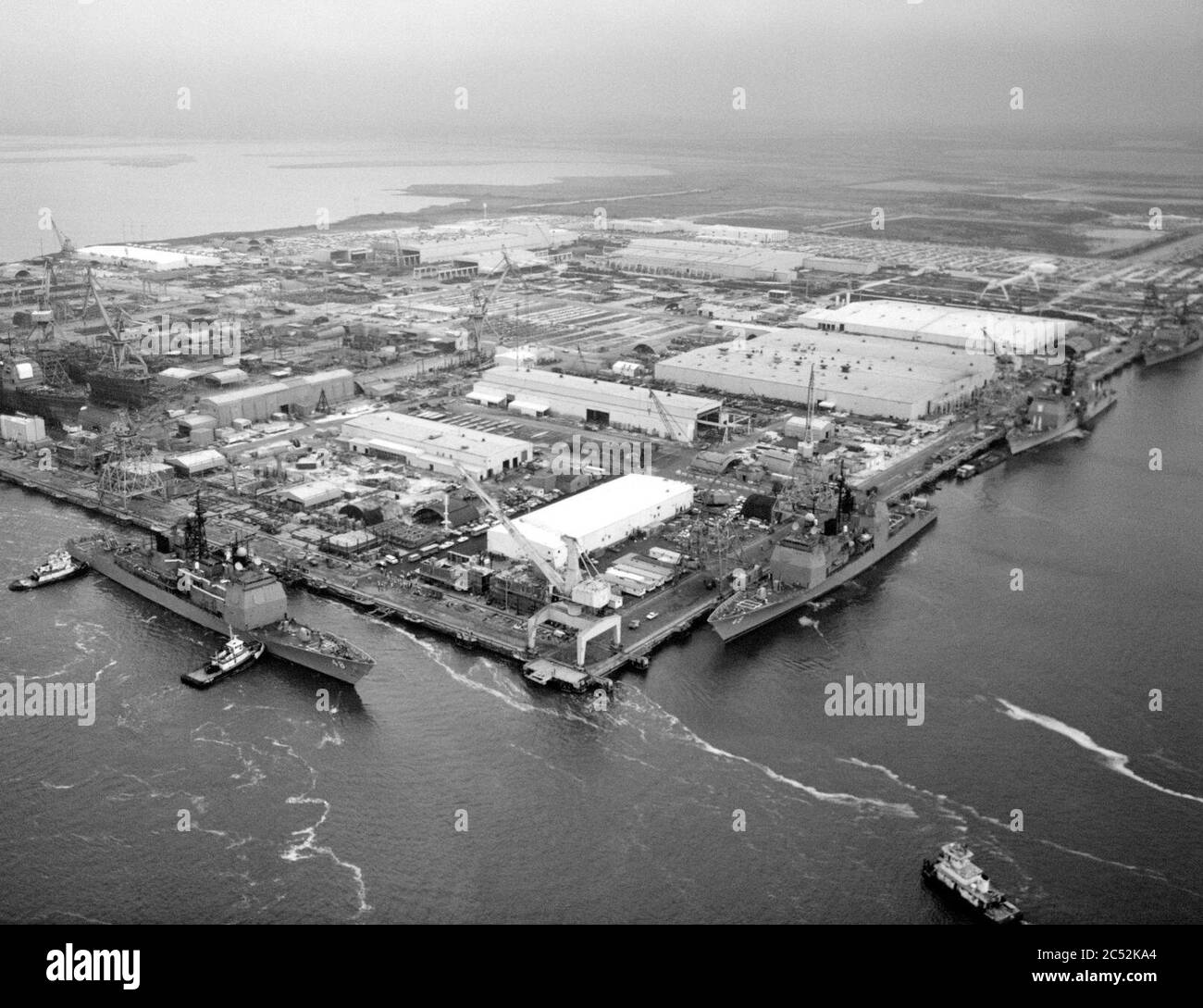 Ingalls shipbuilding hi-res stock photography and images - Alamy