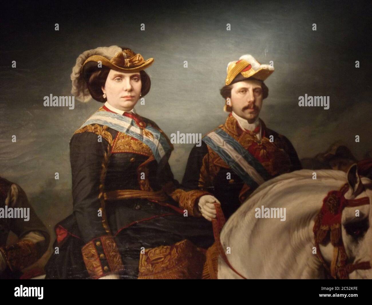 Isabel II dirigiendo una revista militar (Detalle Stock Photo - Alamy