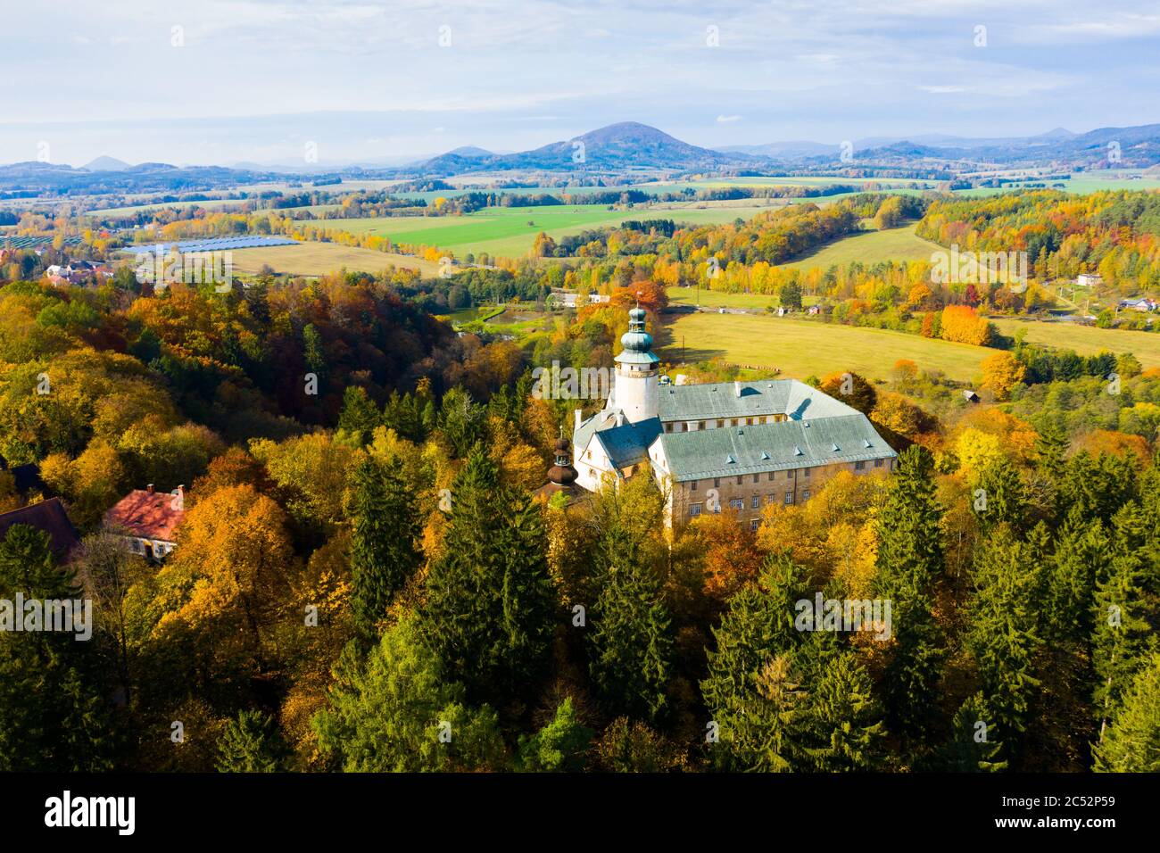 View of medieval Lemberk Castle. Czech Republic Stock Photo - Alamy