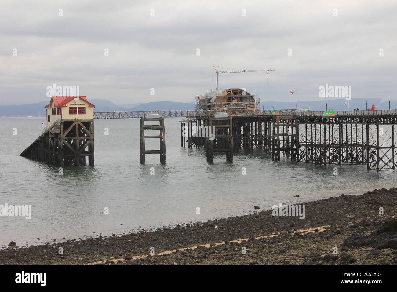Mumbles pier fire hi-res stock photography and images - Alamy