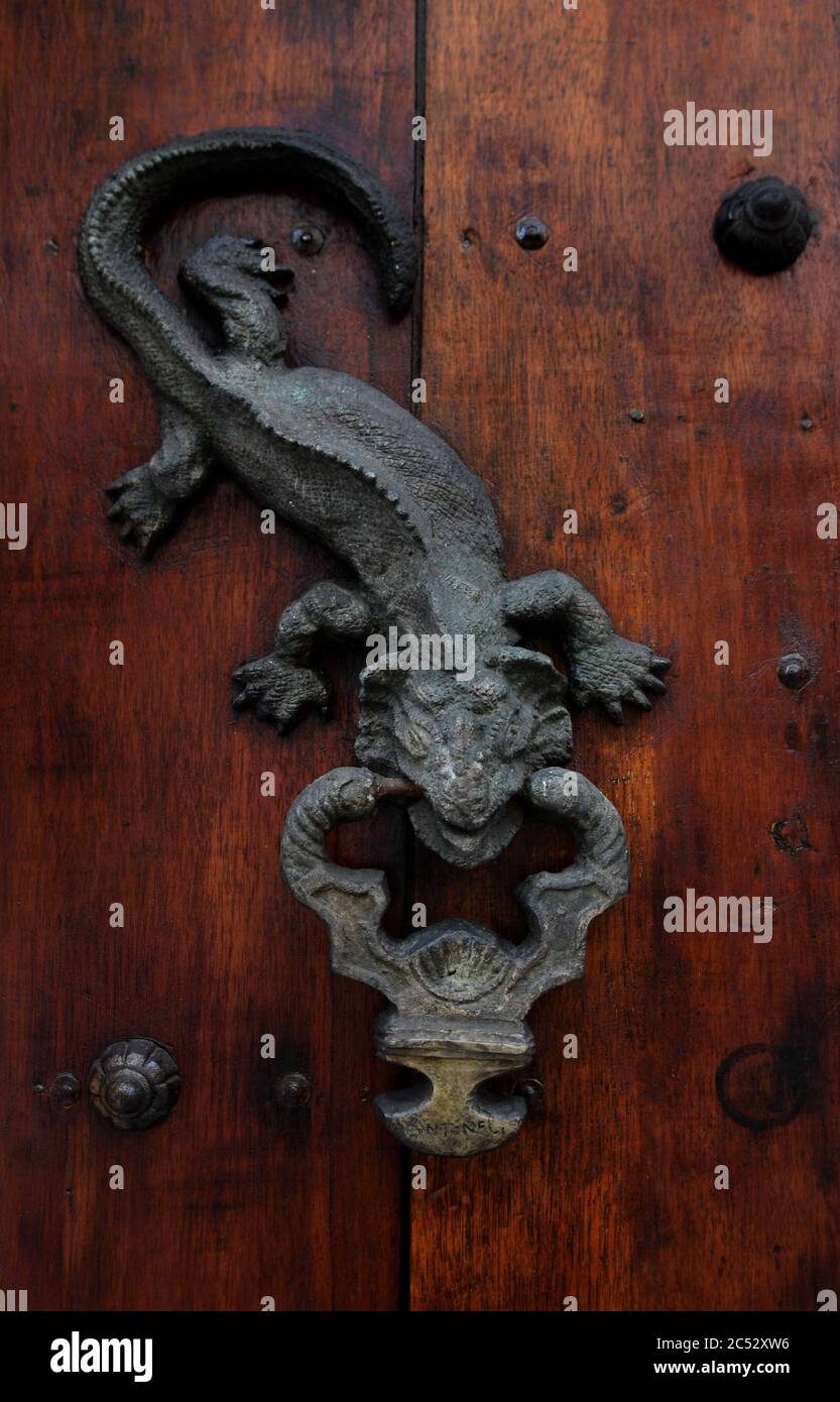 Antique Lizard door knocker Santa Marta, Colombia Stock Photo - Alamy