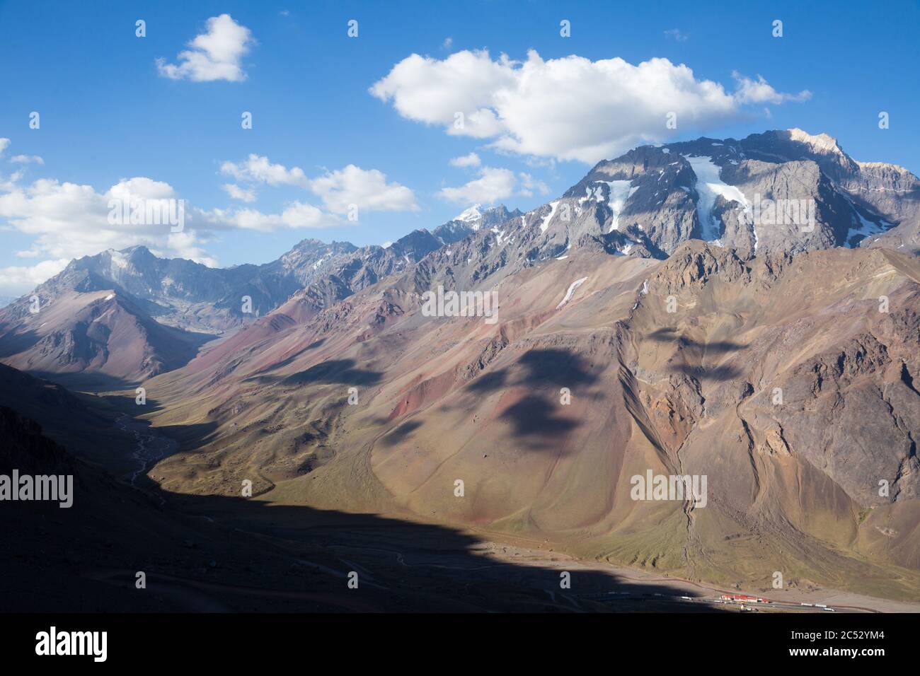 Mountain pass the neck hi-res stock photography and images - Alamy