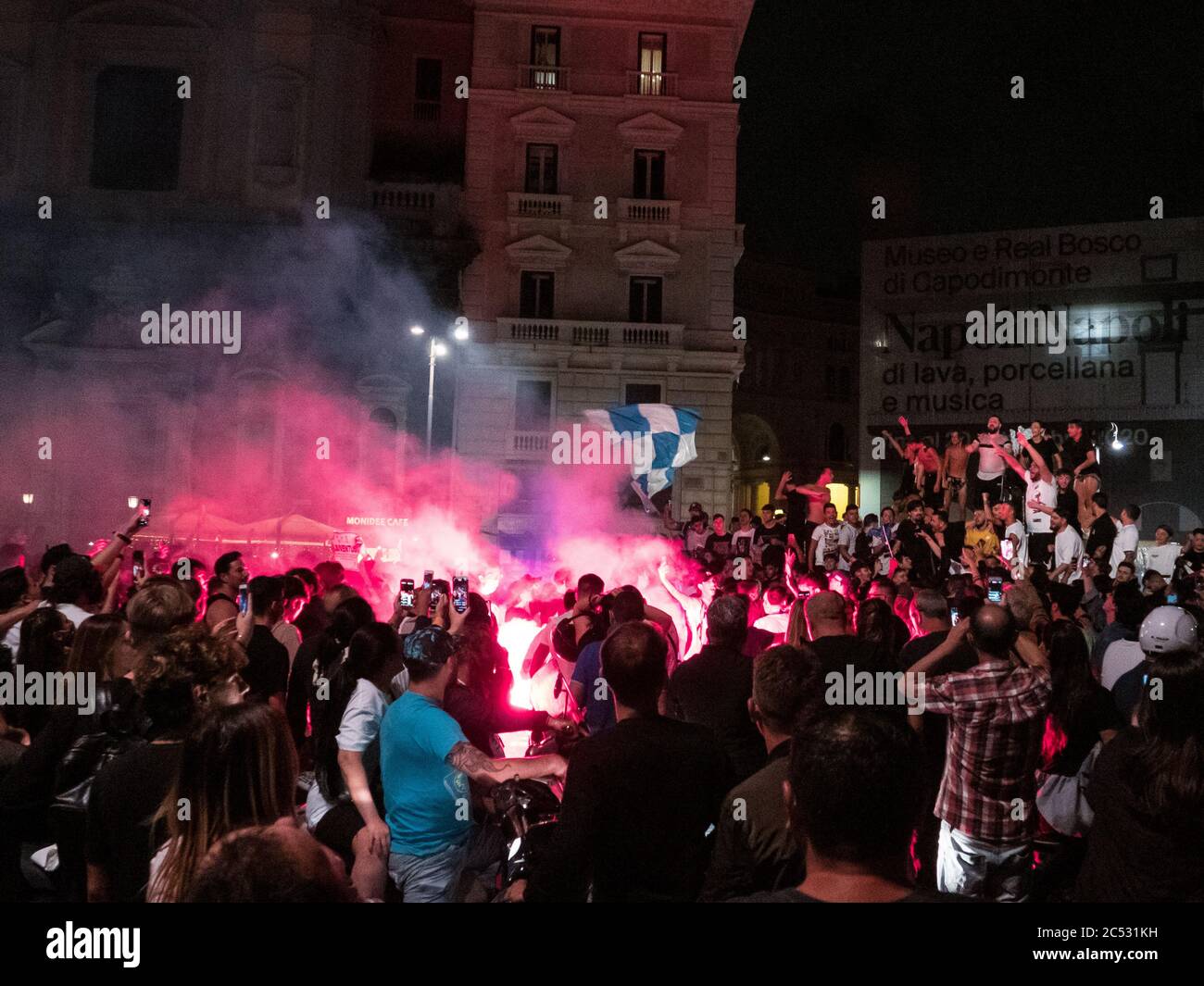 Coca cola calcio hi-res stock photography and images - Alamy