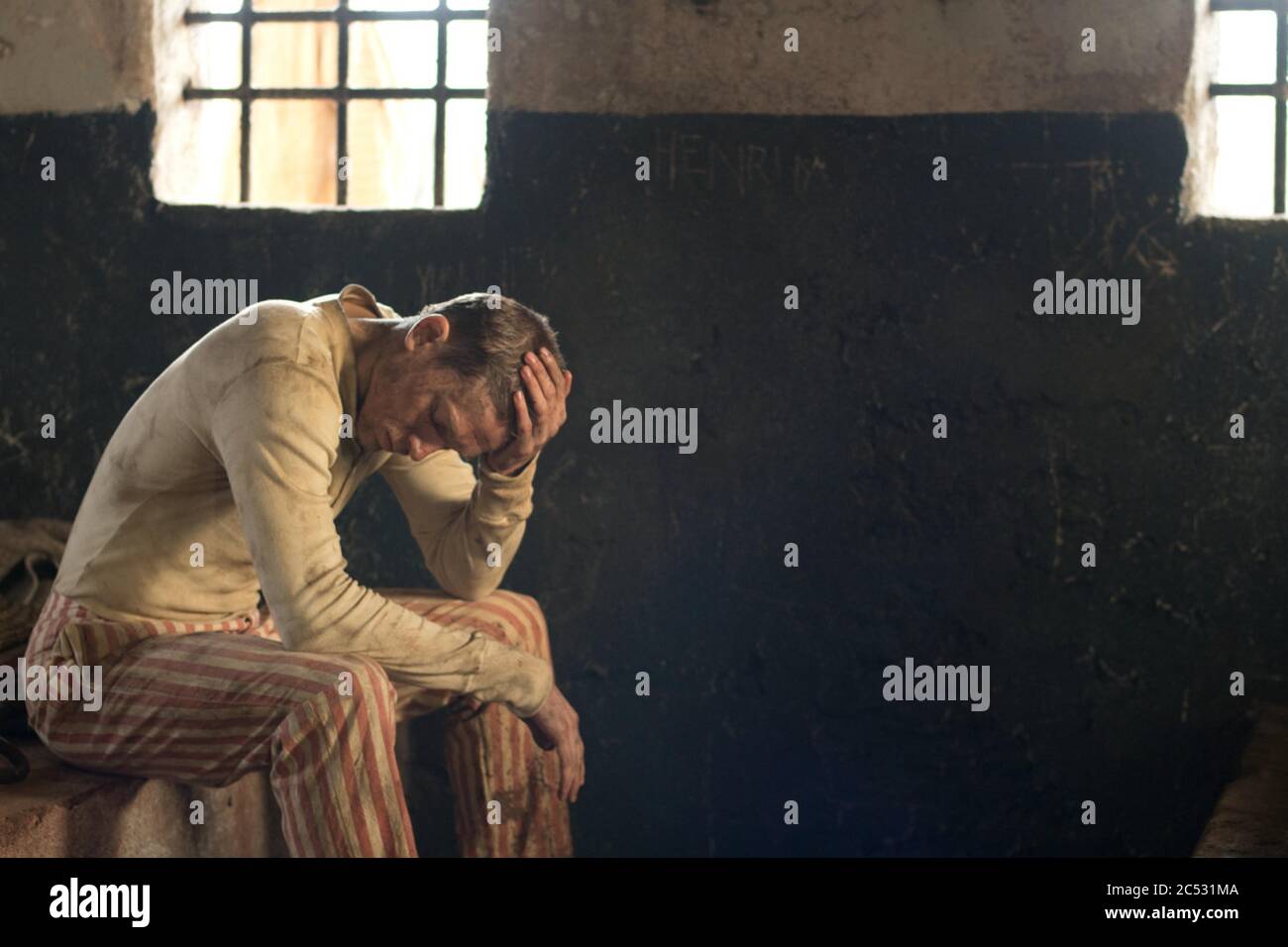 Charlie hunnam papillon hi-res stock photography and images - Alamy