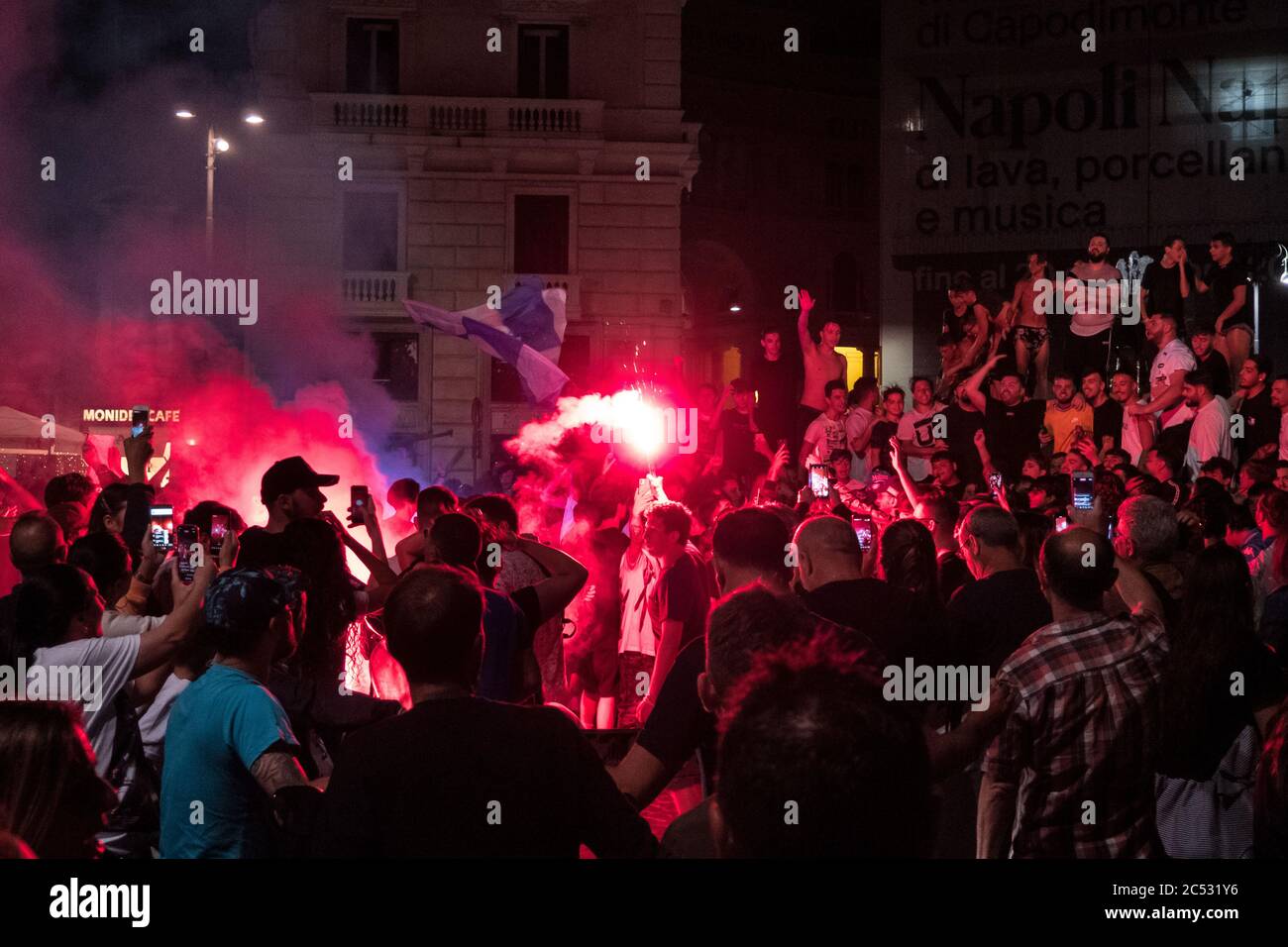 Coppa coca cola hi-res stock photography and images - Alamy