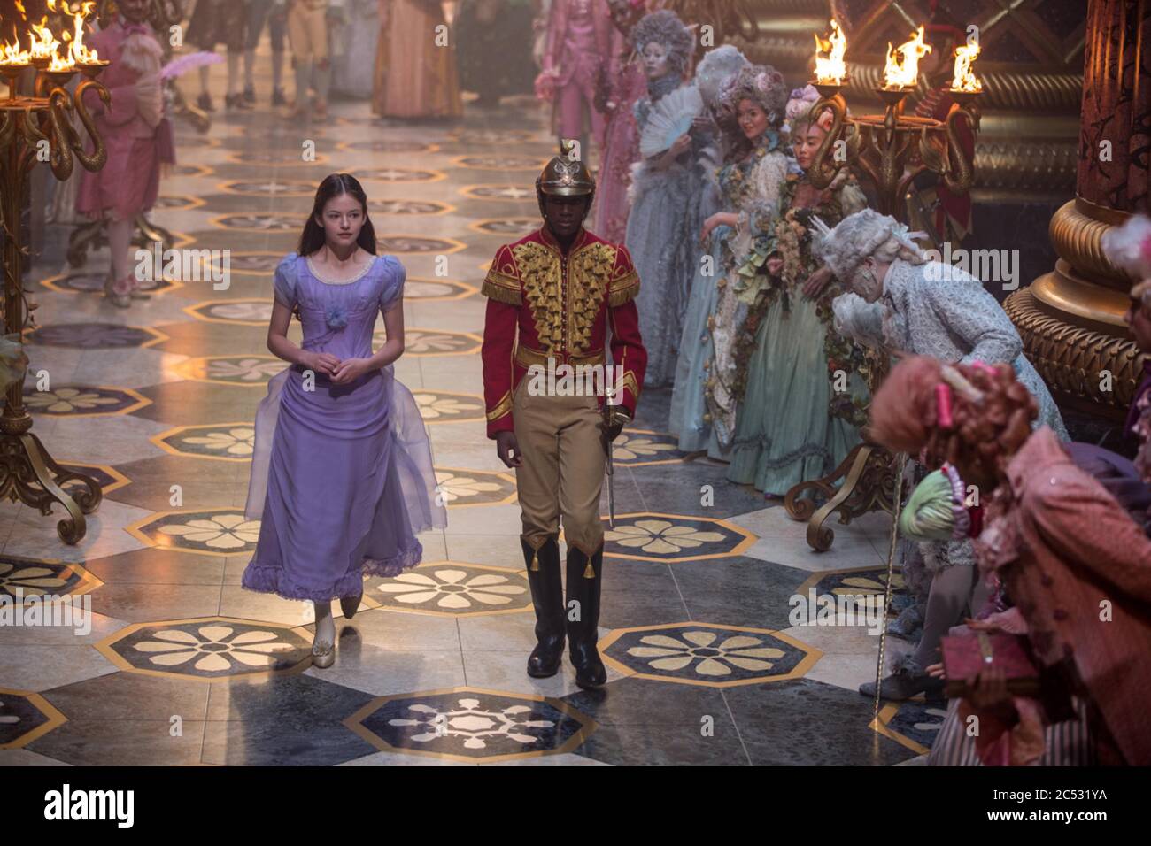 THE NUTCRACKER AND THE FOUR REALMS (2018) MACKENZIE FOY JAYDEN FOWARA ...