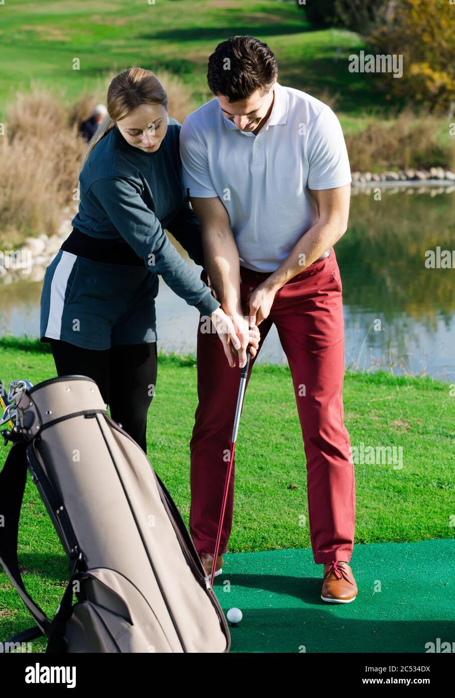 Golfer girl hi-res stock photography and images - Alamy