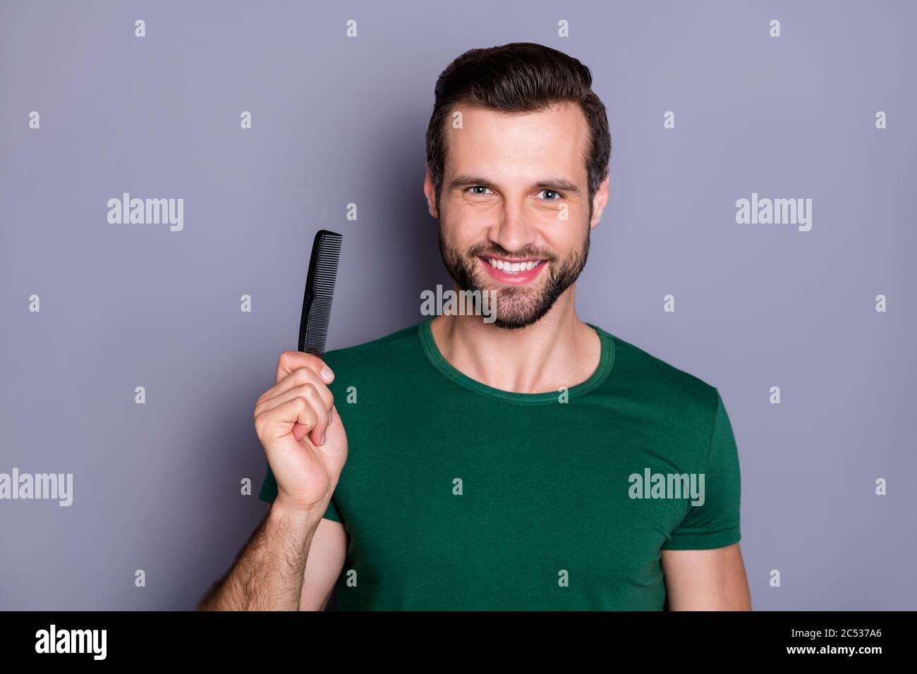 Guy showing hair shampoo hi-res stock photography and images - Alamy
