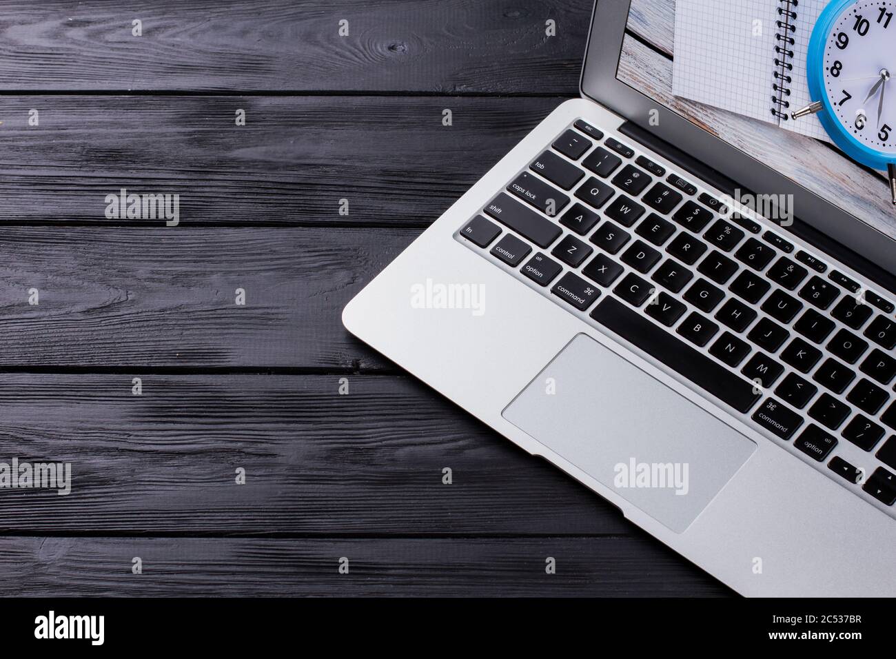 Dark silver table top hi-res stock photography and images - Alamy