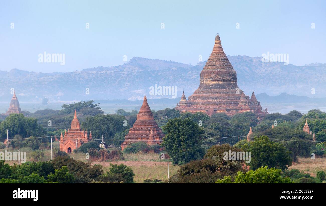 Bagan architecture hi-res stock photography and images - Alamy