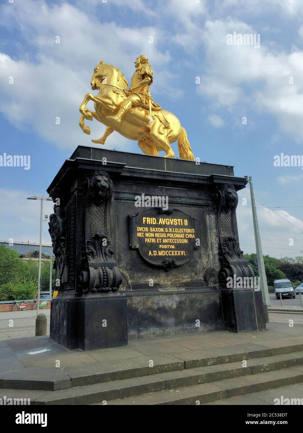 Statue in Dresden Stock Photo - Alamy