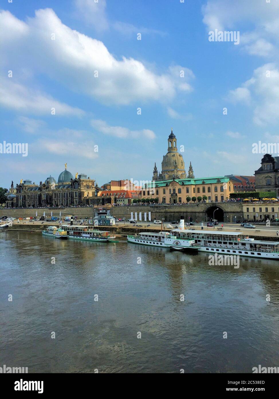 Walking in dresden hi-res stock photography and images - Alamy