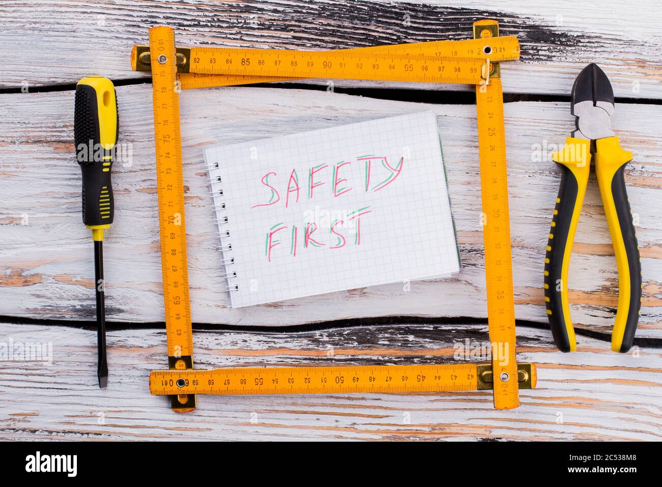 Angle ruler hi-res stock photography and images - Alamy