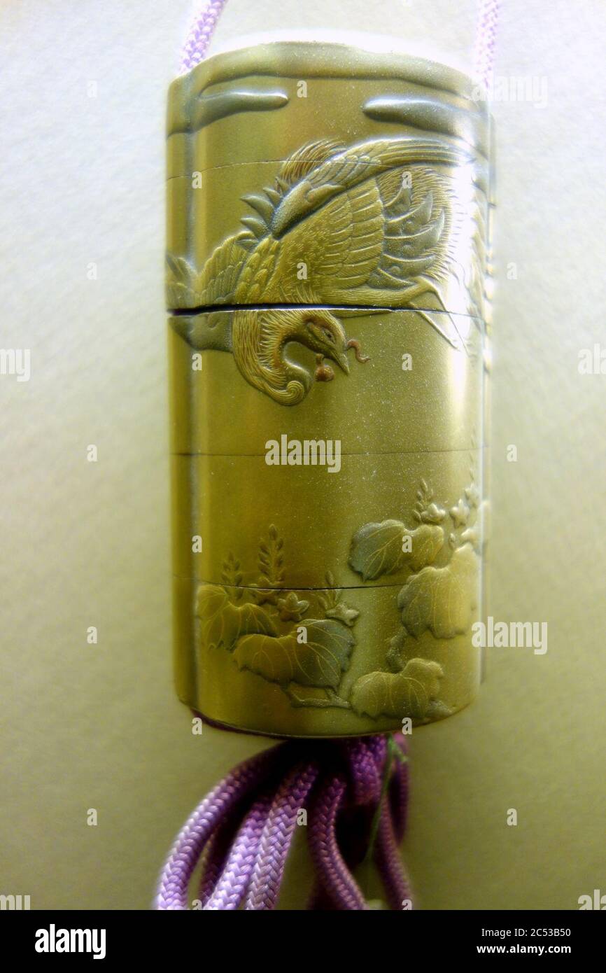 Inro hi-res stock photography and images - Alamy